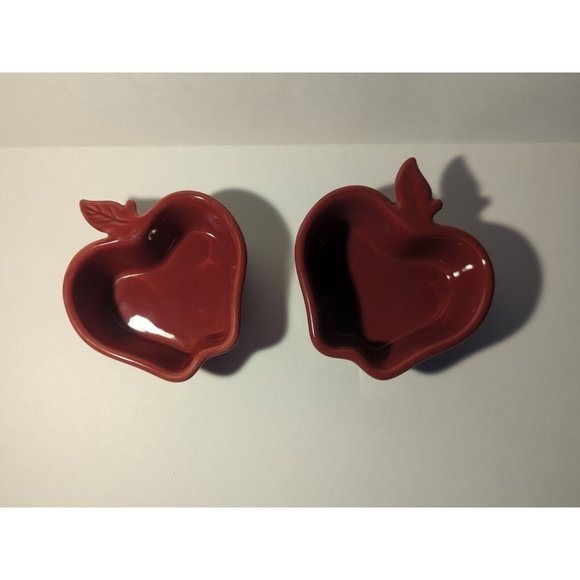 Nantucket | Kitchen | Lot Of 2 Nantucket Ceramic 5 Inch Red Apple ...
